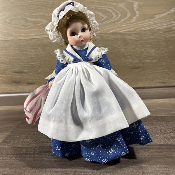 Madame Alexander | Toys | Vintage 982 Madame Alexander Betsy Ross Doll ...